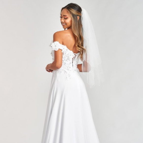 GLS Collective | Dresses | New Off White Chiffon Off The Shoulder Long ...